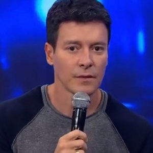 Rodrigo Faro encerra contrato com a Record após 16 anos - TribunaHoje.com