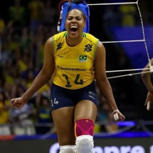 Brasil sofre, mas bate Itália por 3 sets a 2 na Liga das Nações ...
