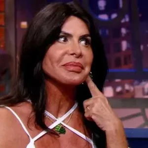 Aos 67 anos , Gretchen choca ao admitir ter feito mais de 50 cirurgias ...