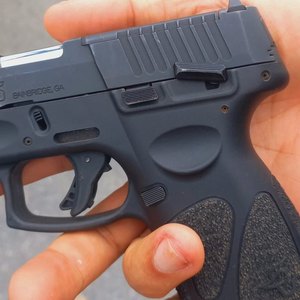 PM prende homem por porte ilegal de arma em Rio Largo e cumpre mandados ...